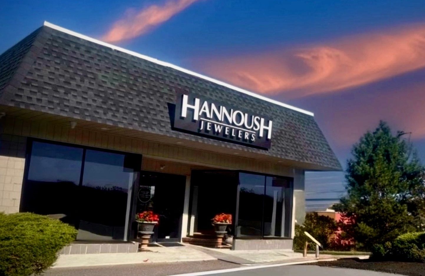 Jewelry Store in Dover Nh | Hannoush Jewelers